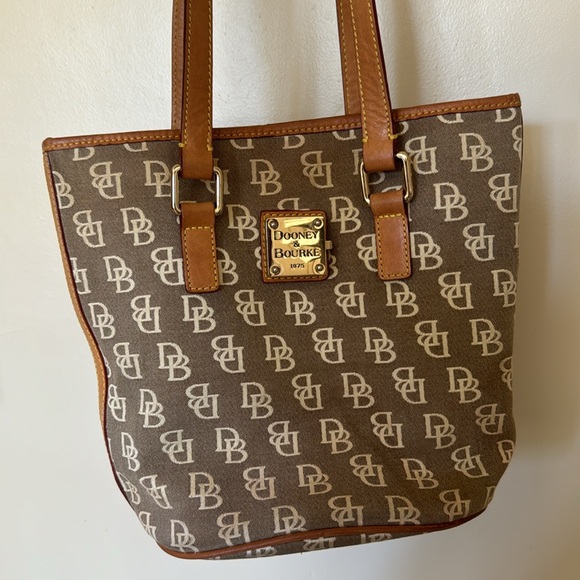 Dooney & Bourke | Bags | Dooney Bourke Signature Monogram North South ...